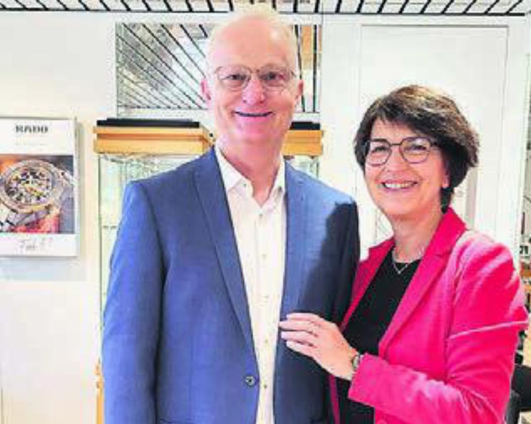 Exklusive Schmuckpräsentation von Humphrey Edelstahlschmuck